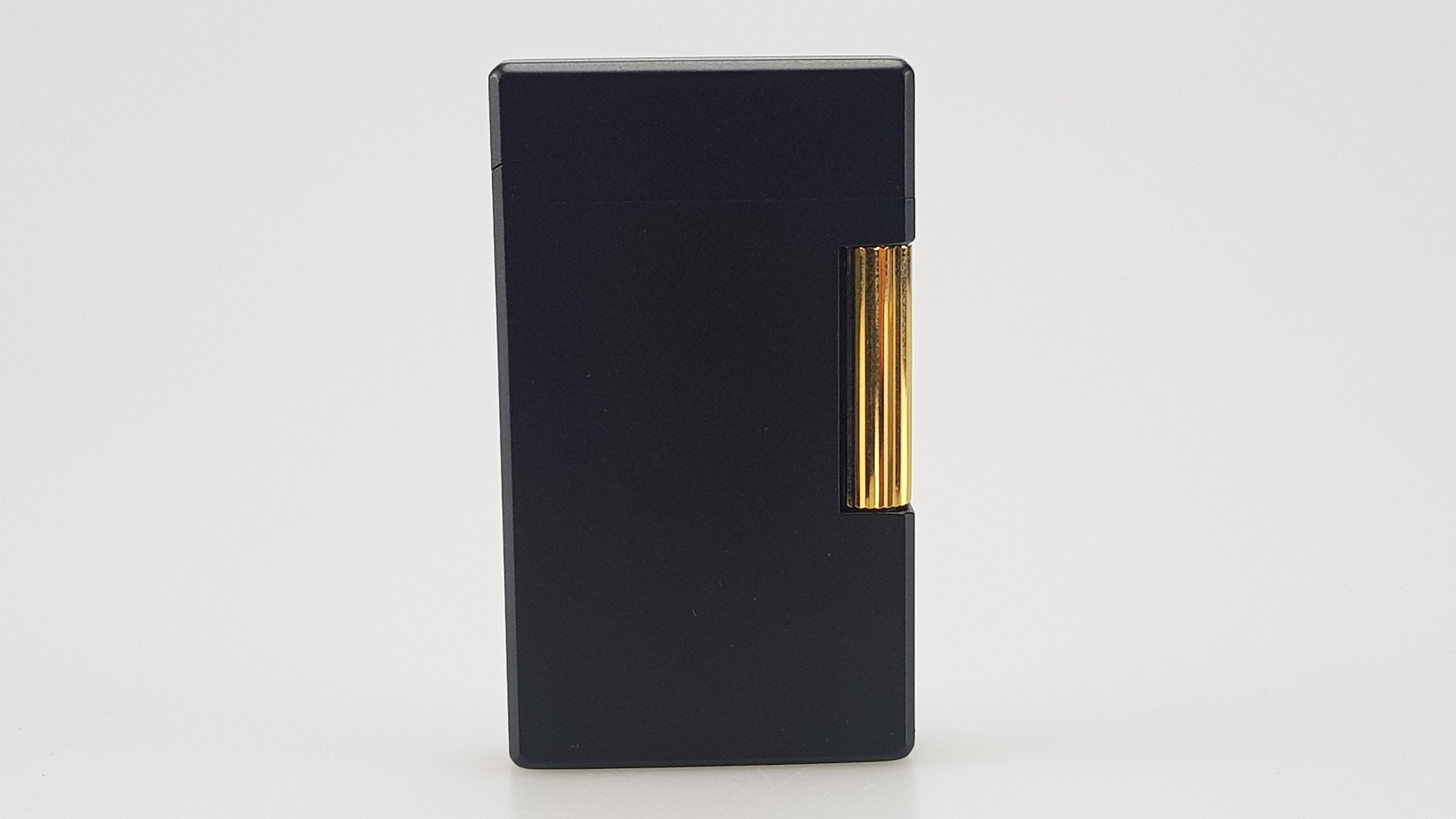 IM Corona Double Corona Lighter (69-9111G) Vergoldetes Messing/ schwarz ...